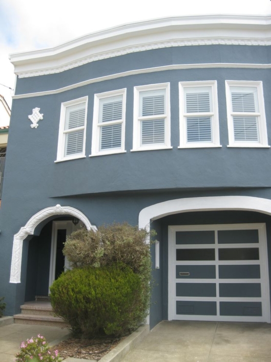 Exploring Bold Stucco Color Choice